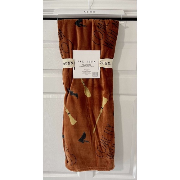 Rae Dunn | Bedding | Rae Dunn Come Fly With Me Throw Blanket | Poshmark